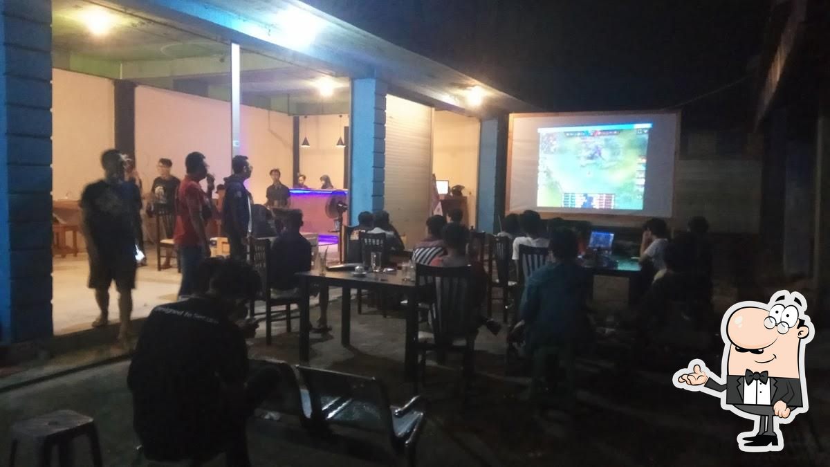 Legend Cafe Sampit, Mentawa Baru Hilir - Restaurant reviews