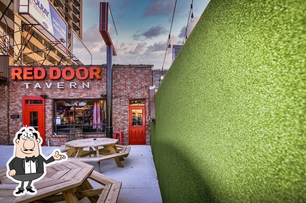 Red Door Tavern in Atlanta - Restaurant menu and reviews
