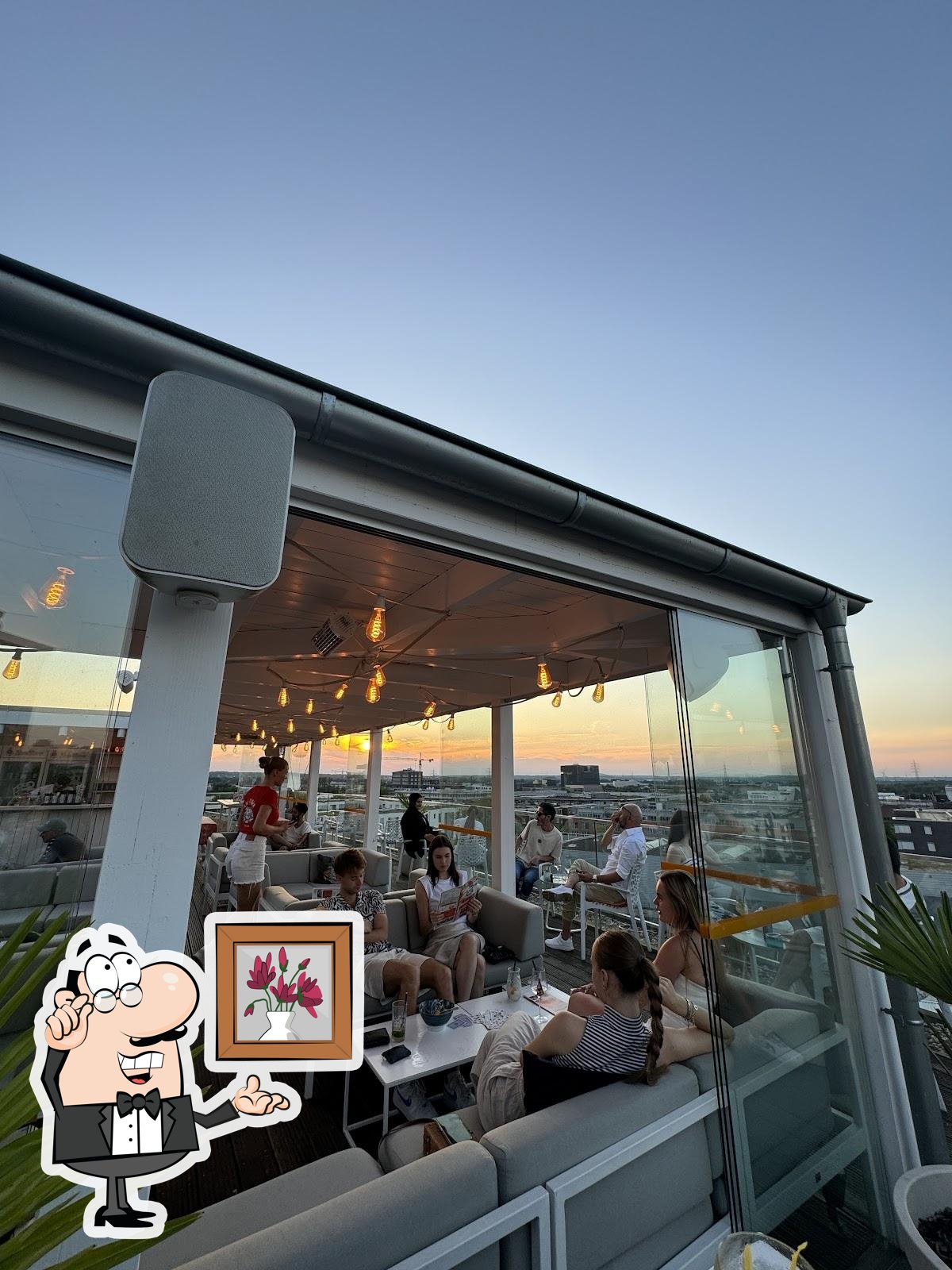 Lil•Tiger Rooftop Terrace, Essen - Speisekarte, Preise und Bewertungen