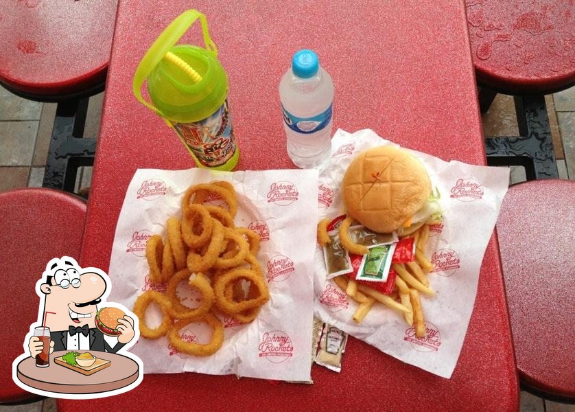 Johnny Rockets restaurant, Mexico City, Six Flags México - Restaurant ...
