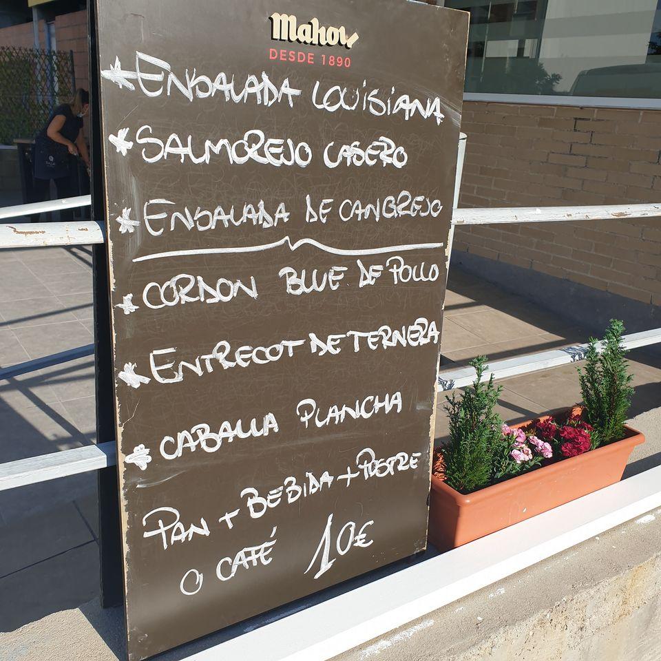 Menu at Dandy cafe, Madrid