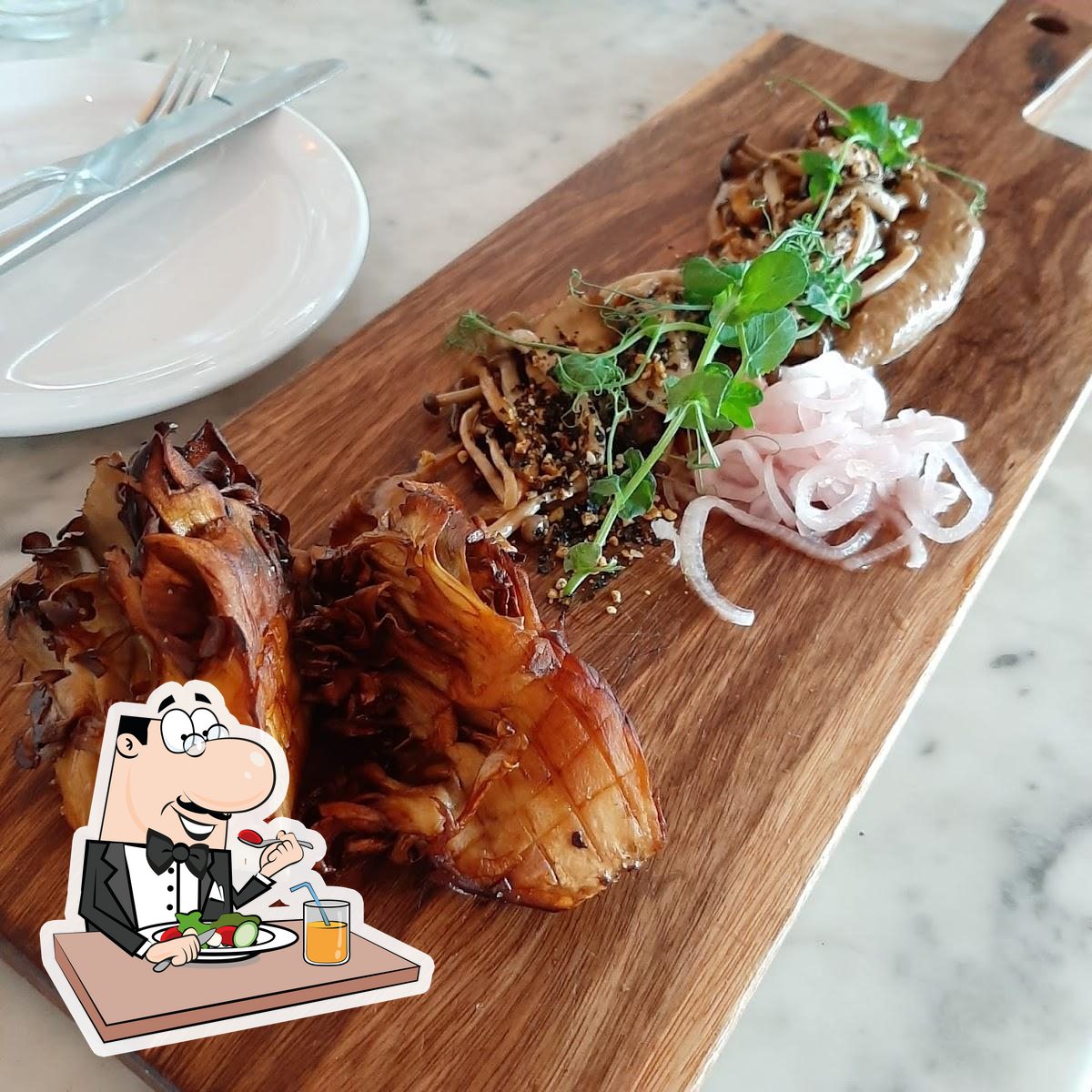 The Tremont Cafe in Collingwood - Restaurant menu and reviews