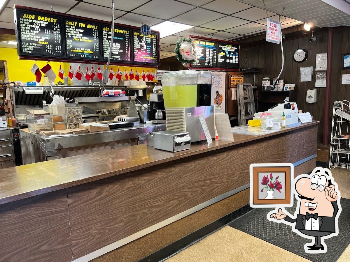 Daisy Family Restaurant in Wind Gap - Restaurant menu and reviews
