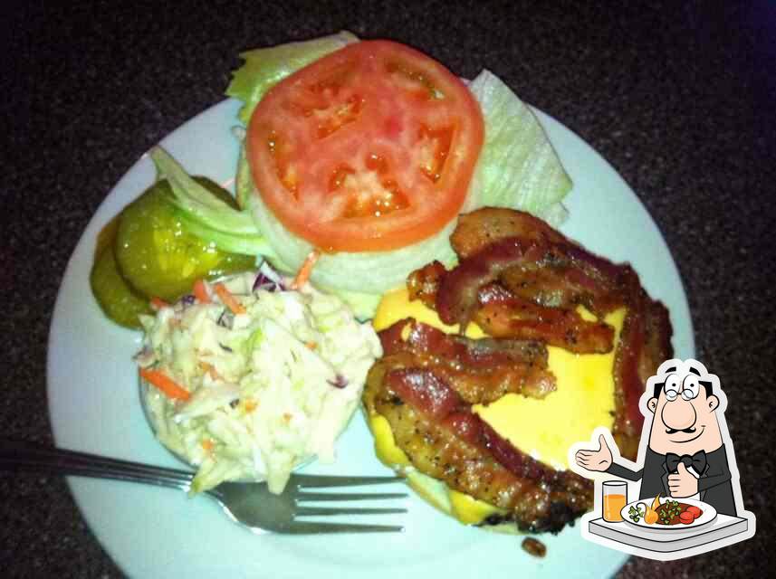 Checkered Flag Tavern in Indianapolis - Restaurant menu and reviews