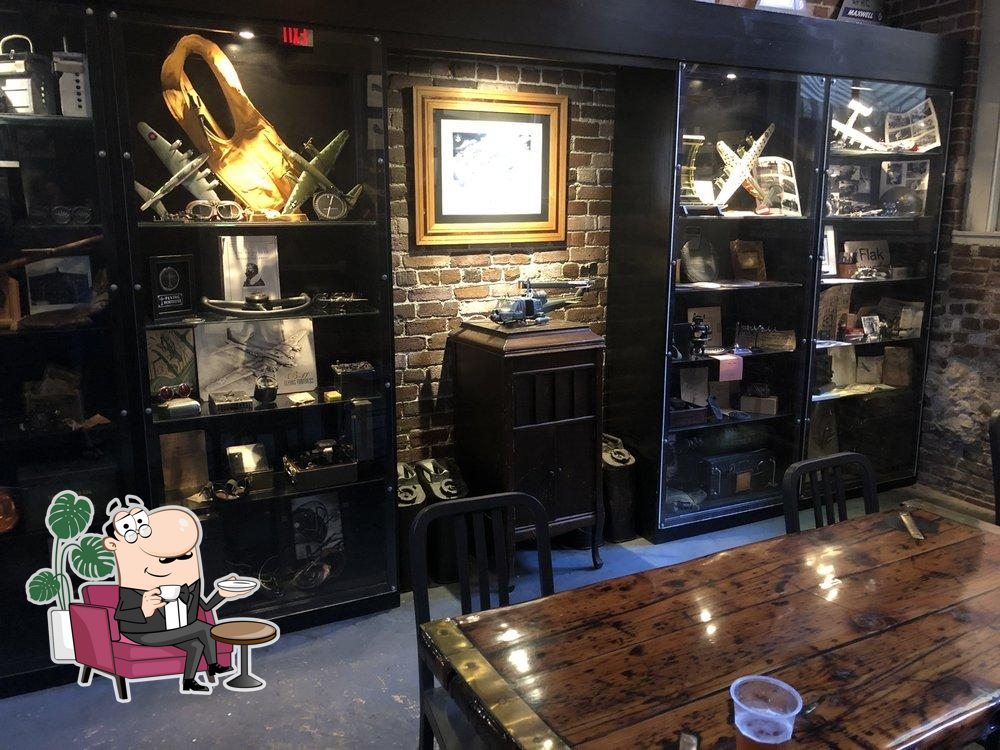 Aviator Bar in Montgomery - Restaurant menu and reviews