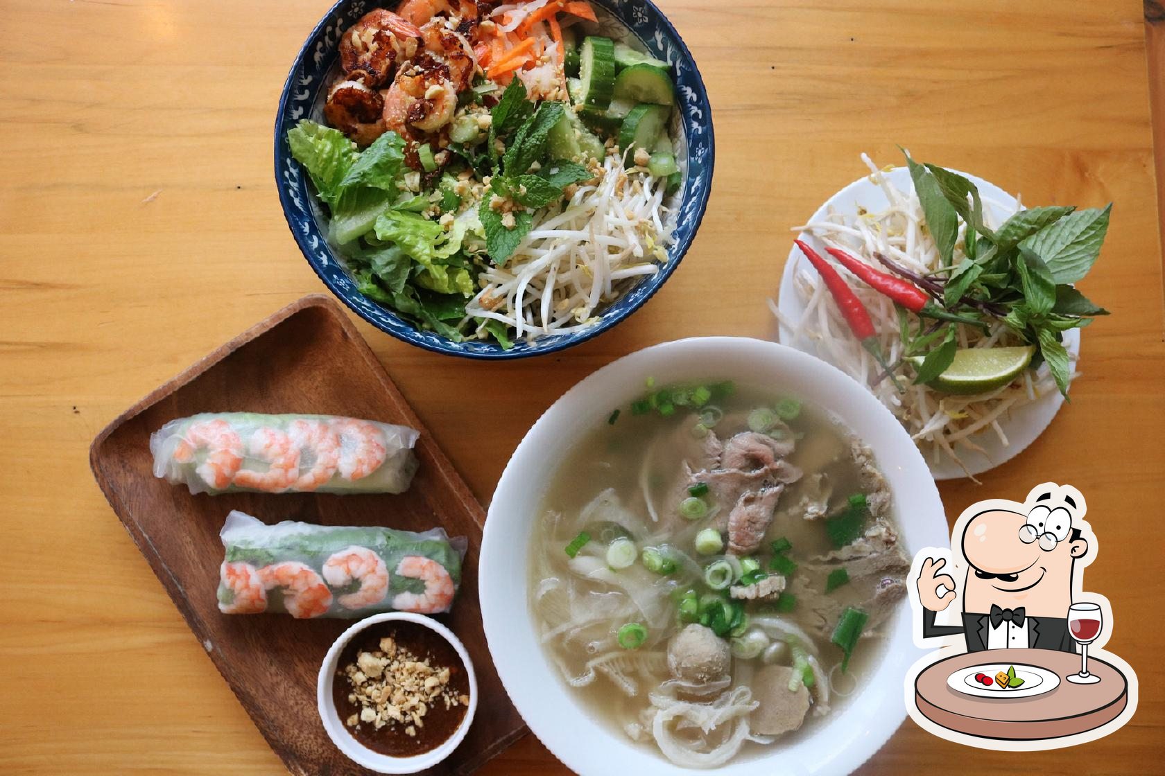 Hanoi House, 213 Hunter St W in Peterborough - Restaurant menu and reviews