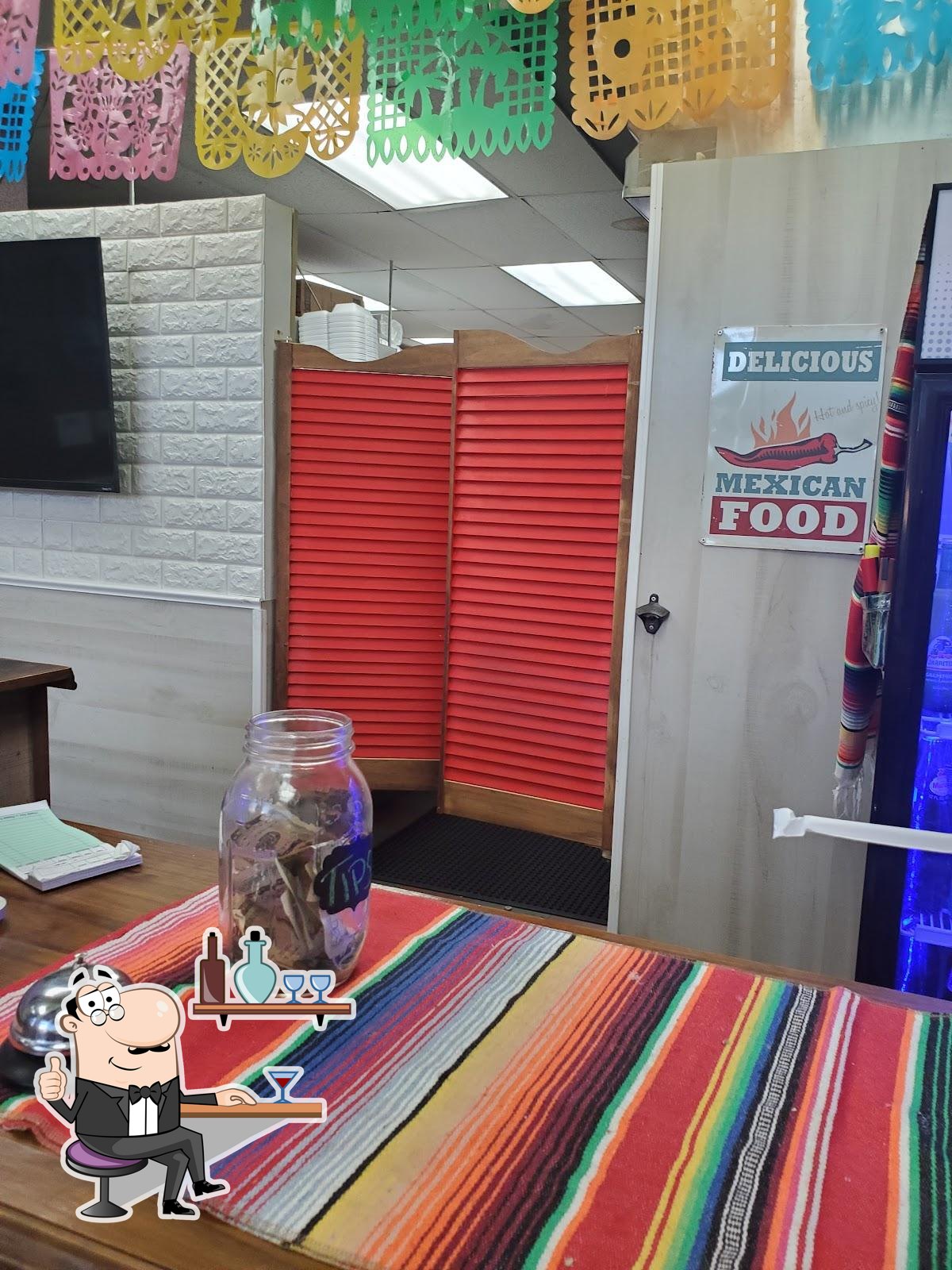Las Comadres Taqueria y Mariscos, Lake Alfred - Restaurant menu, prices ...