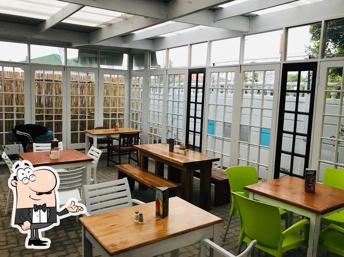 Beanos Coffee Shop, Cape Town - Restaurant menu, prices and reviews