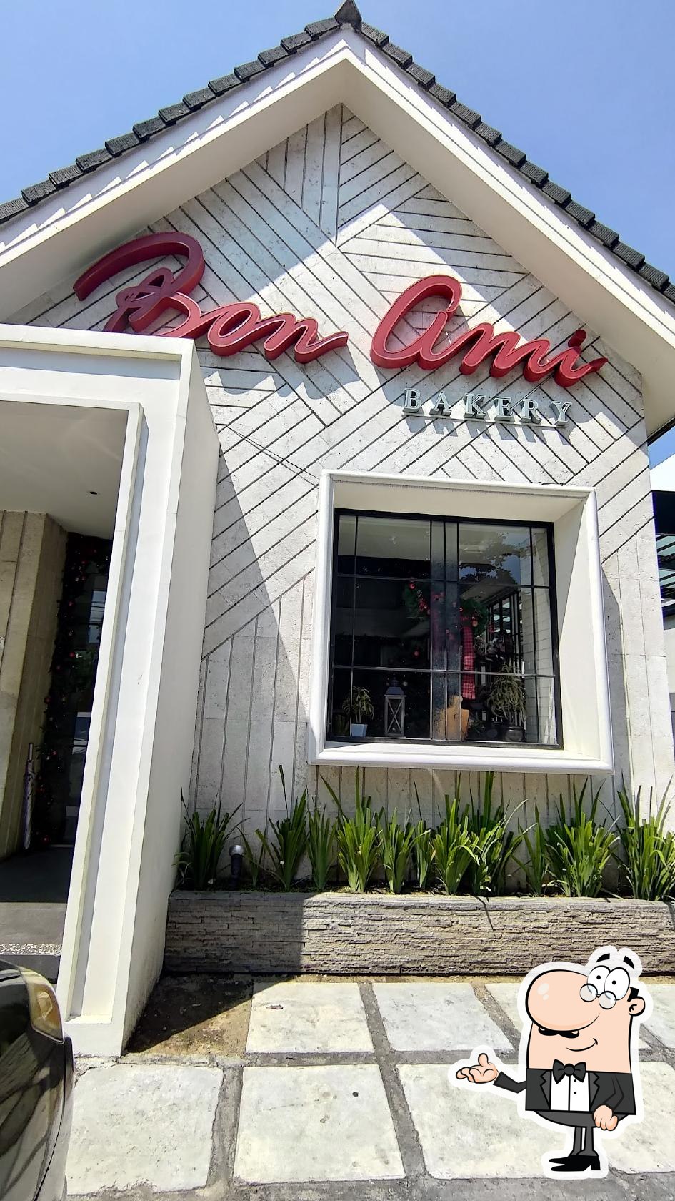Bon Ami Bakery Dharmahusada Indah, Surabaya, B-154 - Restaurant reviews