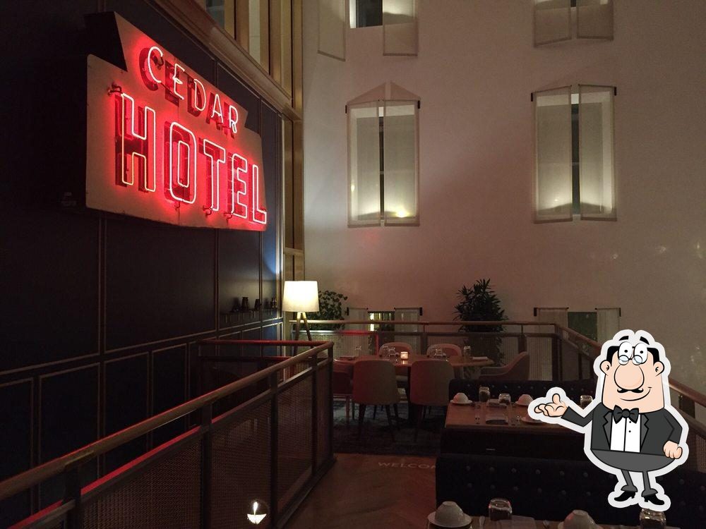 Somerset, Chicago - Restaurant menu, prices and reviews