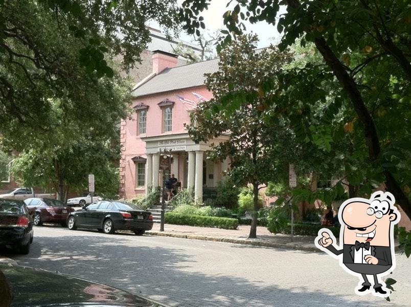 The Olde Pink House in Savannah - Restaurant reviews