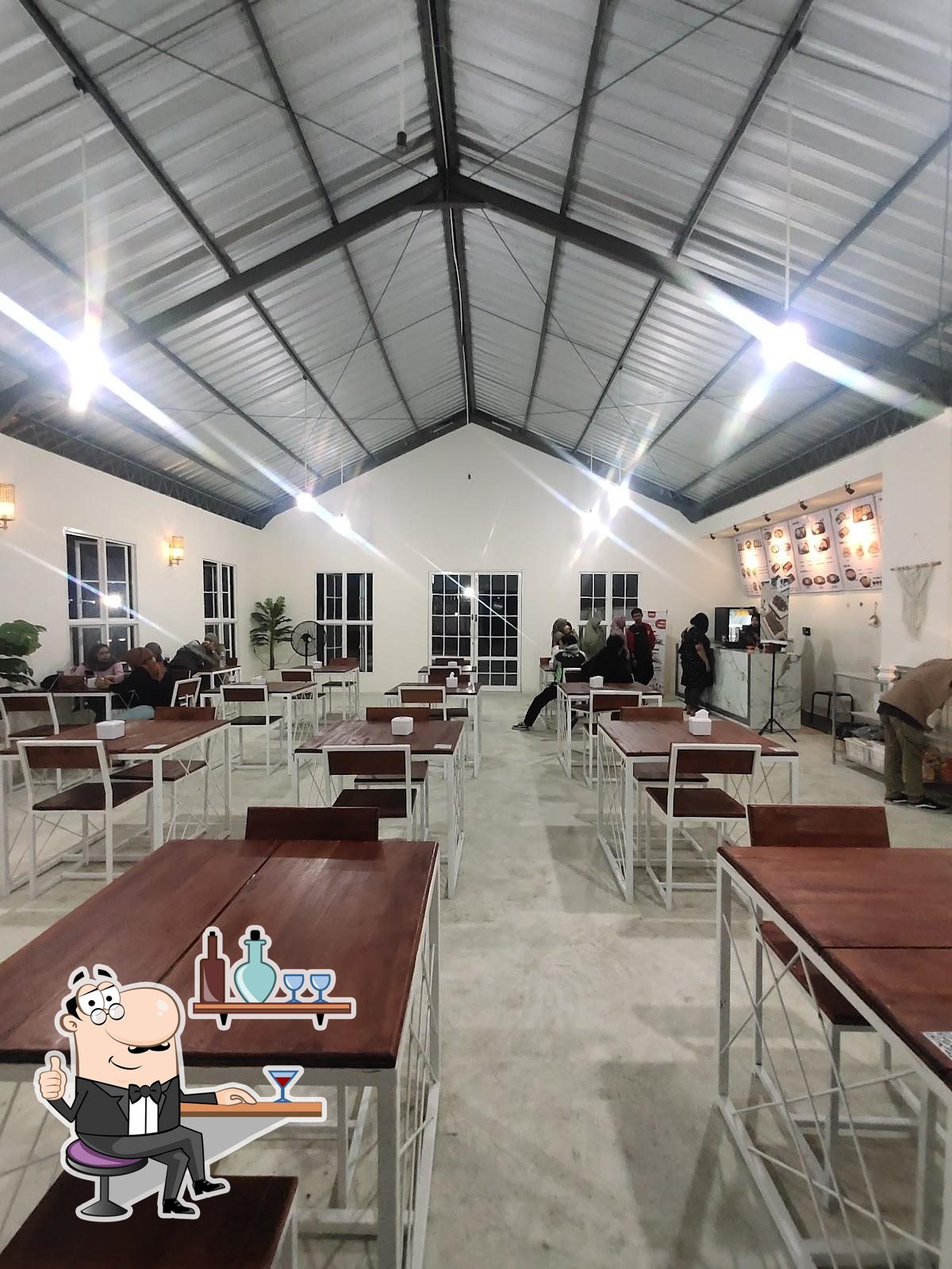 Chickenbim Bananabim, Palu - Restaurant menu, prices and reviews