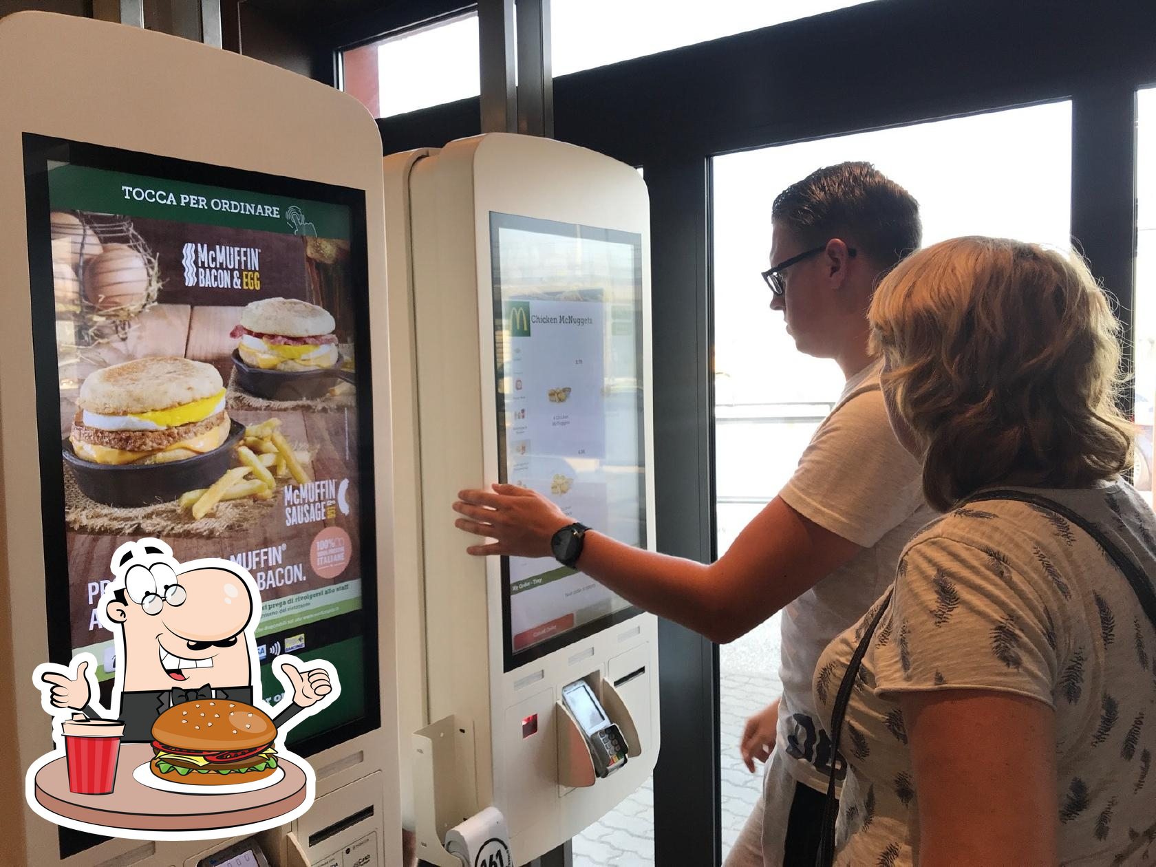 McDonald's fast Food, Desenzano del Garda, Località La Perla ...