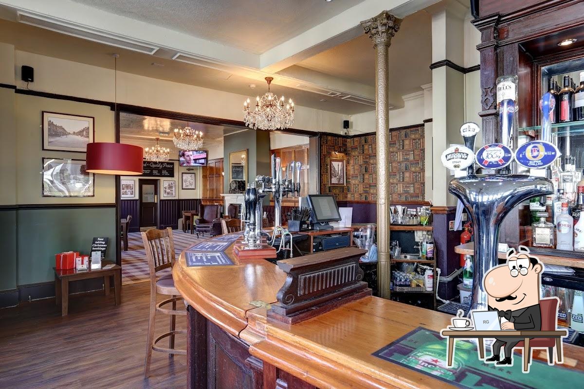 Orchard, 136 Askew Rd in London - Restaurant menu and reviews