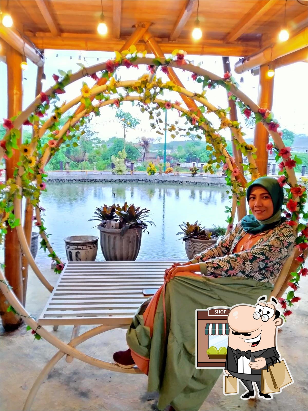 Omah Pring (BUMD) cafe, Durensewu - Restaurant reviews