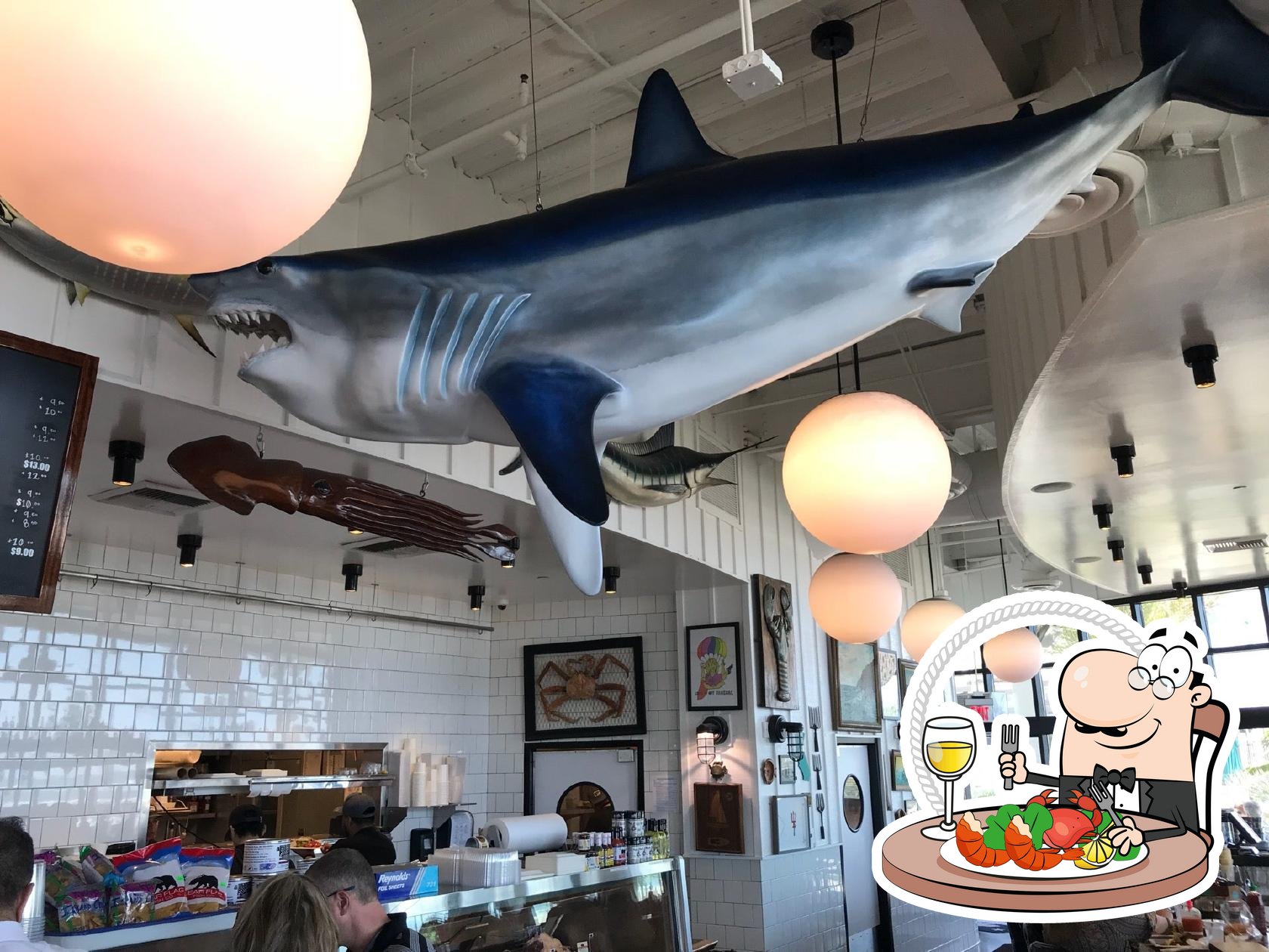 Bear Flag Fish Co. in Huntington Beach - Restaurant menu and reviews