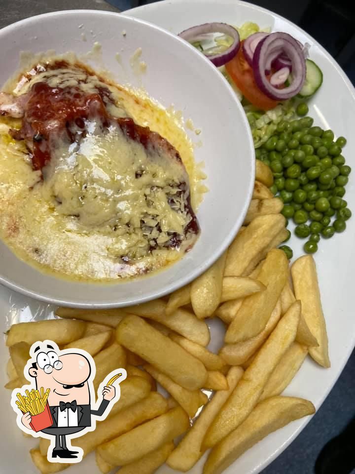 Cambrian Lakeside Cafe Bar in Tonypandy - Restaurant reviews