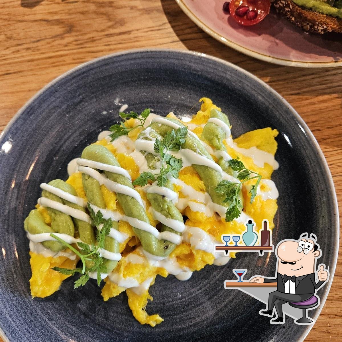 Two Hands Restaurant, Lucerne - Restaurant menu, prices and reviews