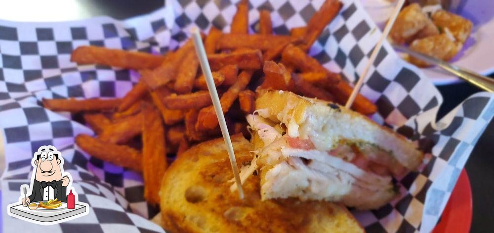 P-Dubs Grille and Bar, 27725 Stallion Springs Dr in Stallion Springs ...