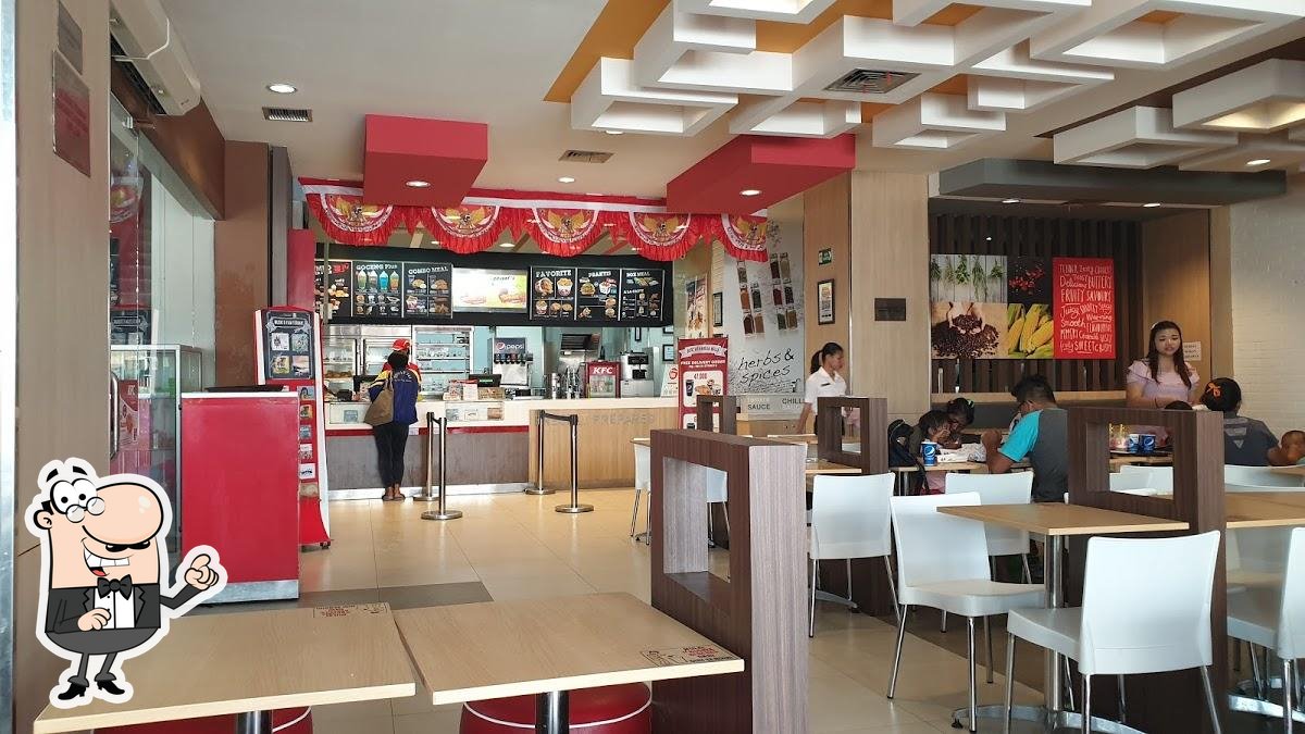 KFC cafe, Indonesia, Jl. Basuki Rahmat - Restaurant reviews