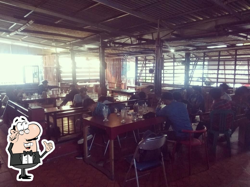 Warkop kandang kopi cafe, Parepare - Restaurant reviews