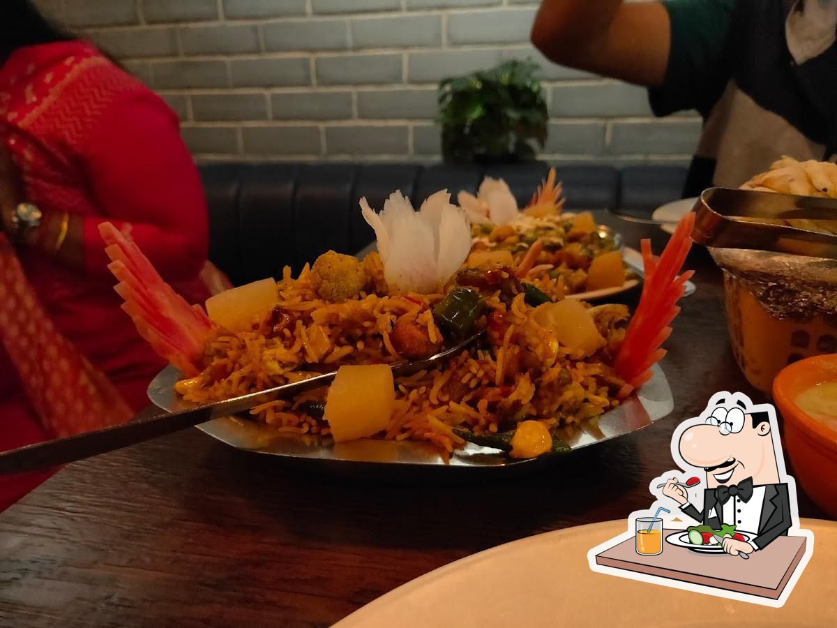 Gayatri Restaurant & Cafe, Dhenkanal - Restaurant reviews