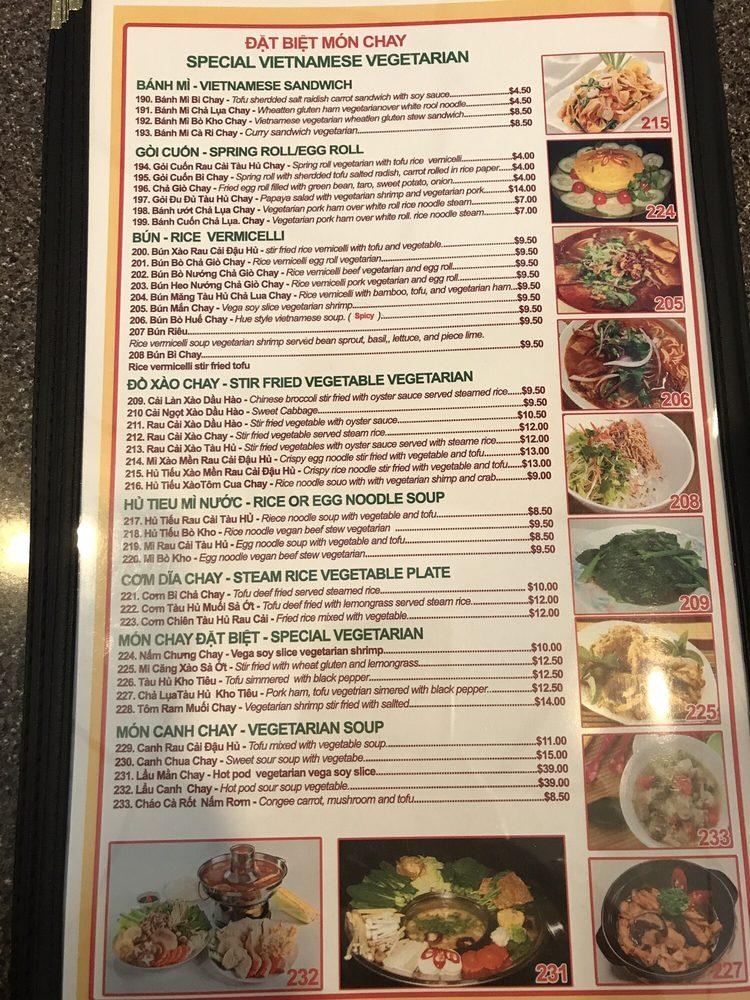 Menu at Phở Xe Lửa restaurant, Chicago