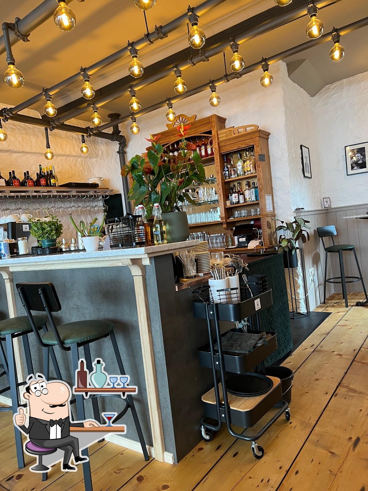 Sir Capulus Café & Bar, Füssen - Speisekarte, Preise und Bewertungen
