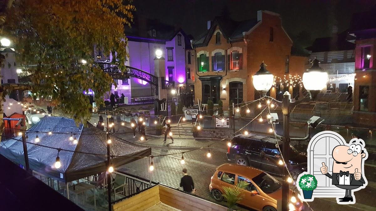 Sizzle Nightclub in Hamilton - Restaurant reviews
