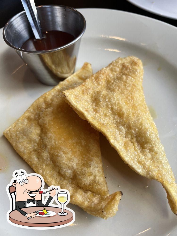 Arroy Thai & Filipino Restaurant in St. Cloud - Restaurant menu and reviews