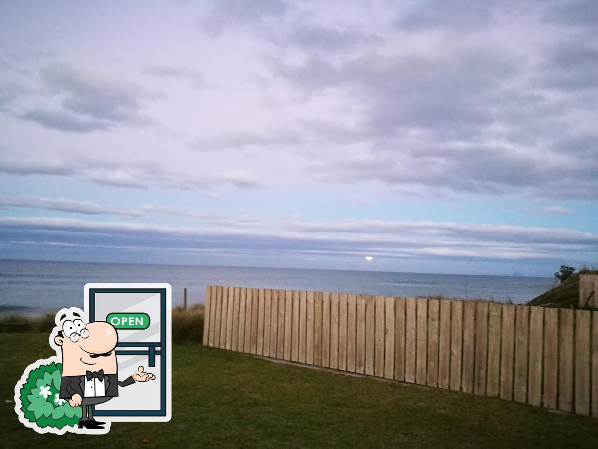 Pukehina Beach Store & Takeaway in Pukehina - Restaurant reviews