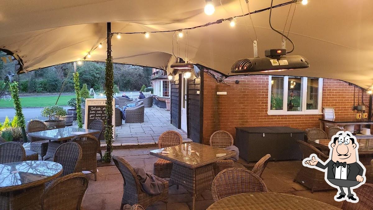 The Tally Ho, Eversley - Restaurant menu, prices and reviews