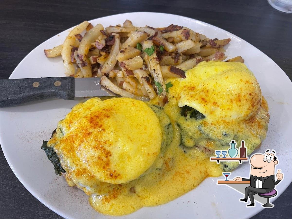 Good Day Cafe, West Bend - Restaurant menu, prices and reviews