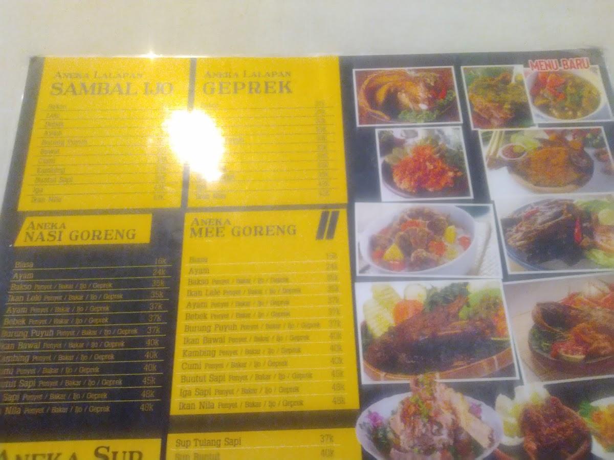 Menu at Dapur Kampung 03, Entikong