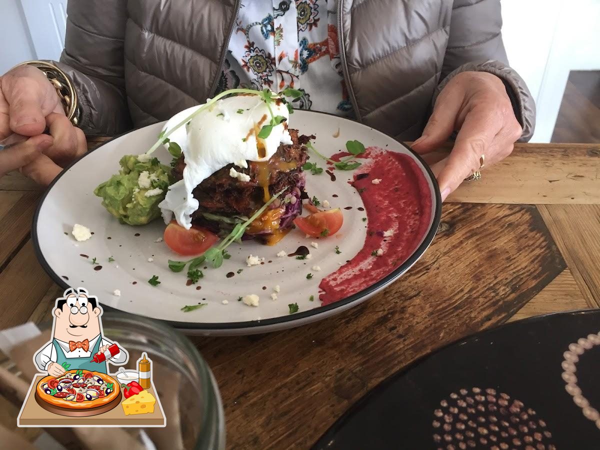Family Tree Cafe & Restaurant in Berry - Restaurant reviews