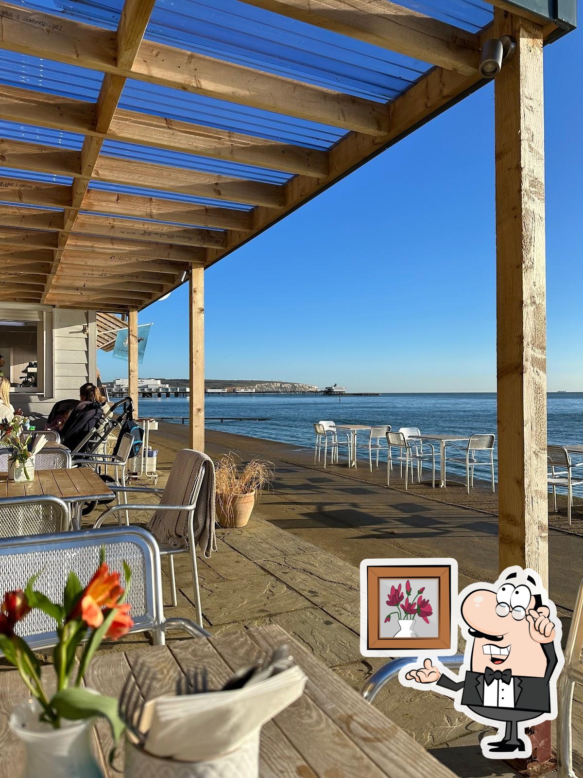 Fins Beach Cafe, Sandown - Restaurant menu, prices and reviews