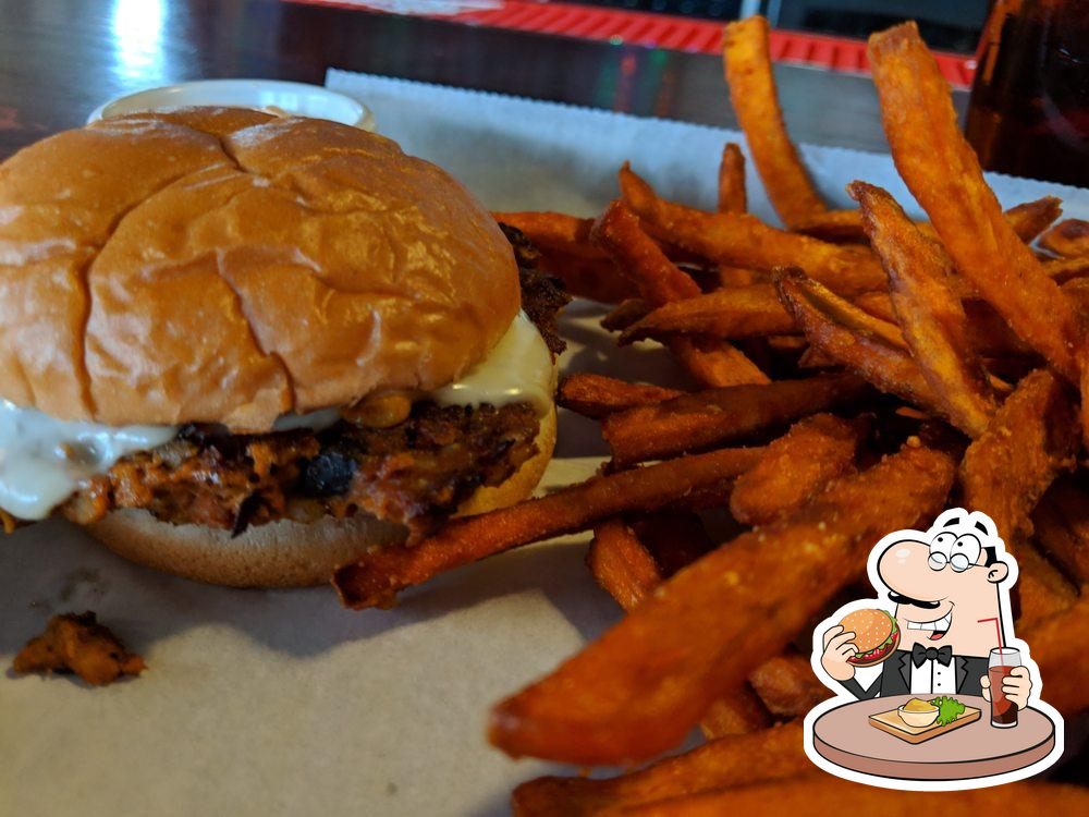 Cobb's Corner Bar in Detroit - Restaurant menu and reviews