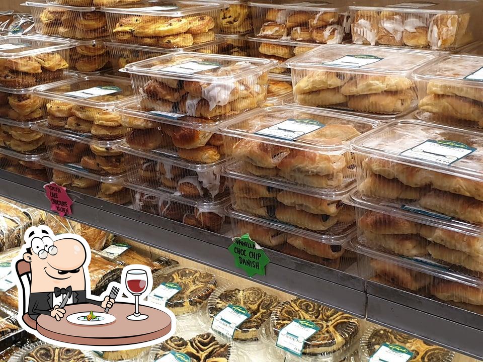 Grodzinski Stamford Hill bakery in London - Restaurant reviews