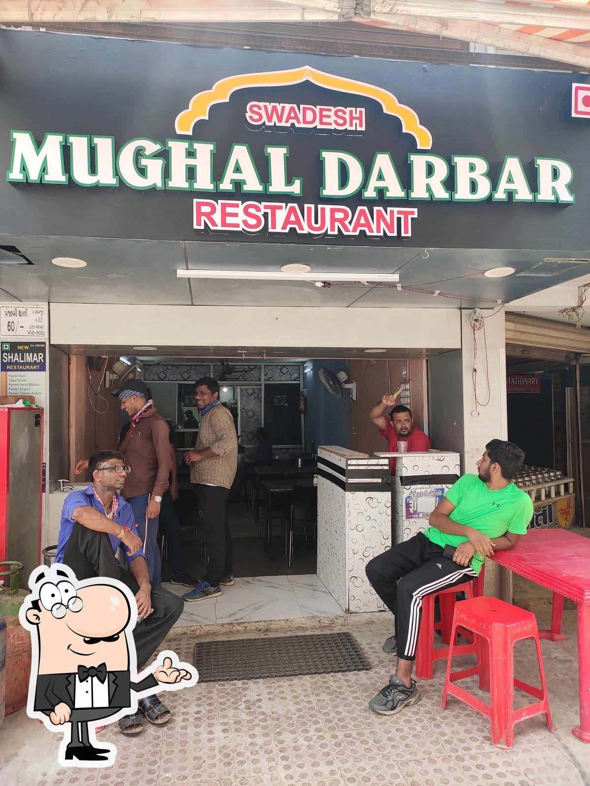 Mughal darbar, Vadodara