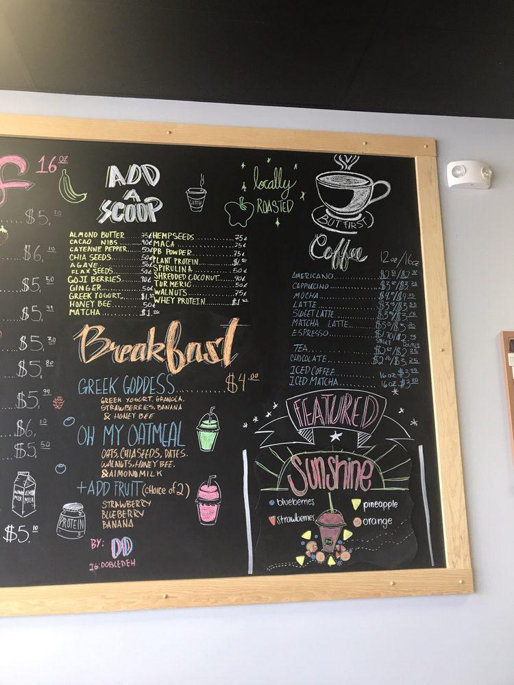Menu at B-juice pub & bar, El Paso