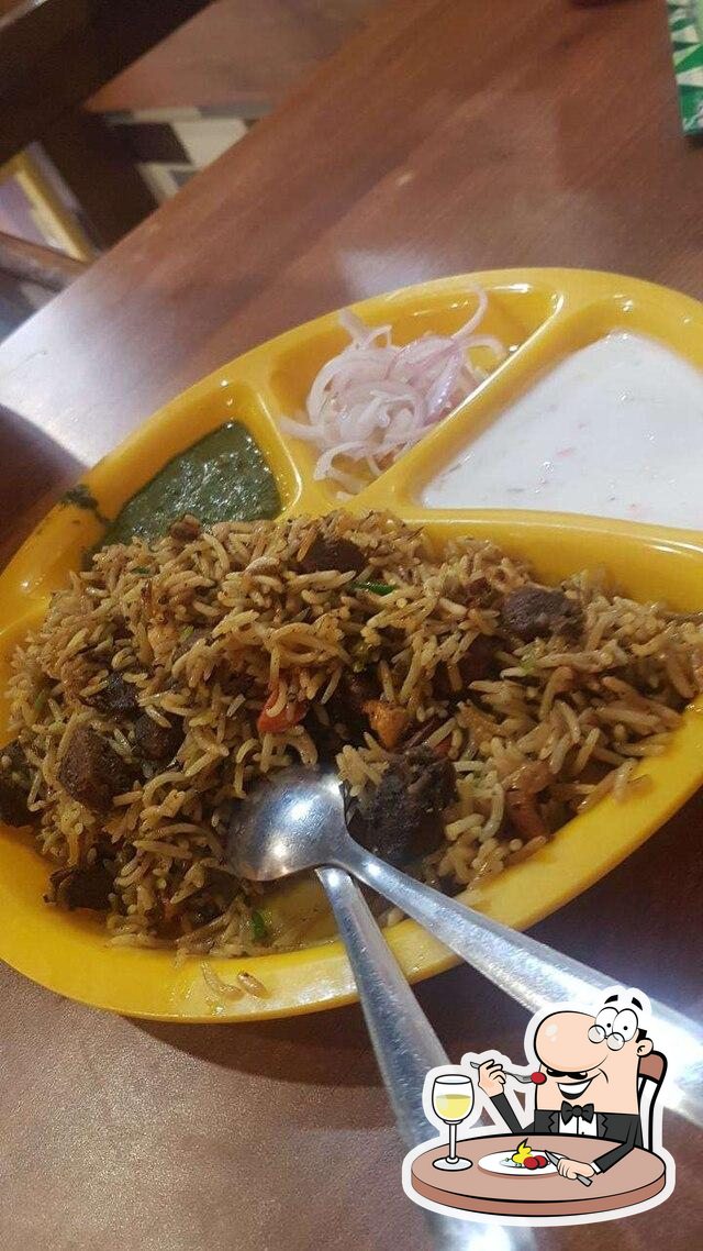Sharma Chinese Fast Food, Bhopal, 6CG2+RF7 - Restaurant reviews