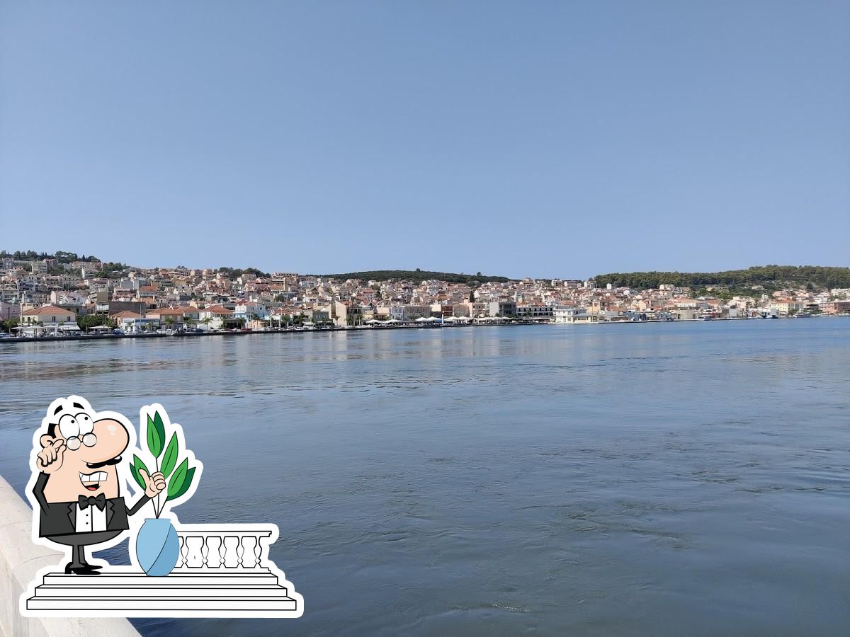 Bridge, Argostolion - Restaurant reviews