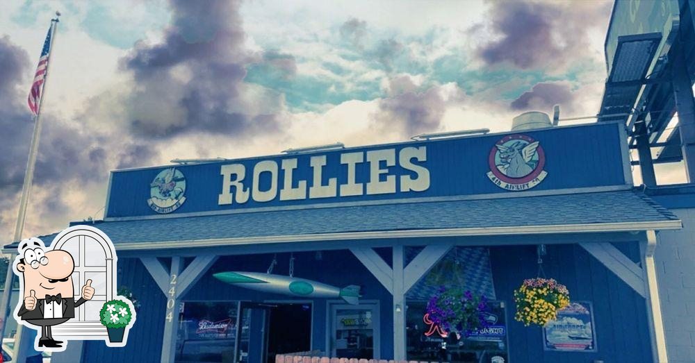 Rollies Tavern in Lakewood - Restaurant menu and reviews