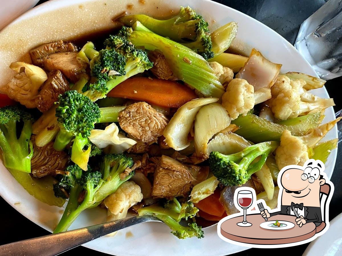 Kim's Asian Restaurant, 42 McTavish Ave E in Brandon - Restaurant reviews