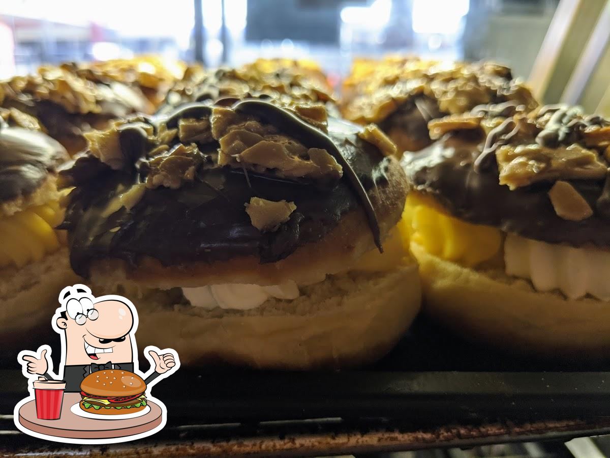Middlemount Bakery, Shop 2, Middlemount Shopping Centre, Leichhardt Dr ...