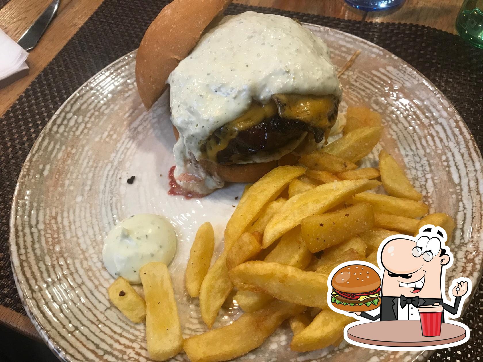 TORO Burger Lounge BERNABEU, Madrid - Restaurant menu, prices and reviews