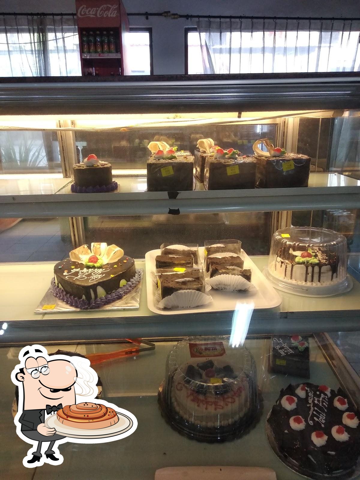 Beta Supermarket & Bakery, Sariharjo - Restaurant reviews