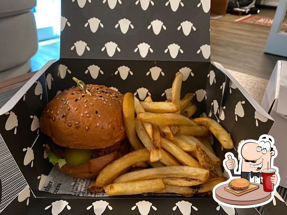 Black Sheep Burger, Toronto, Eglinton - Menú del restaurante, precios y ...