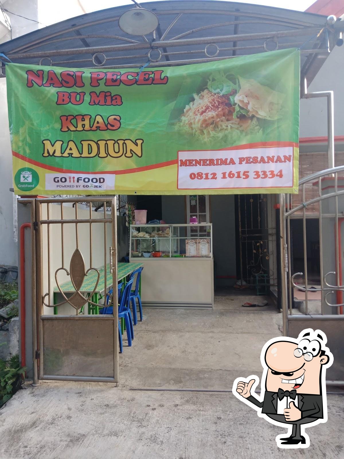 Nasi pecel bu mia khas madiun, Karangwidoro - Menú del restaurante ...