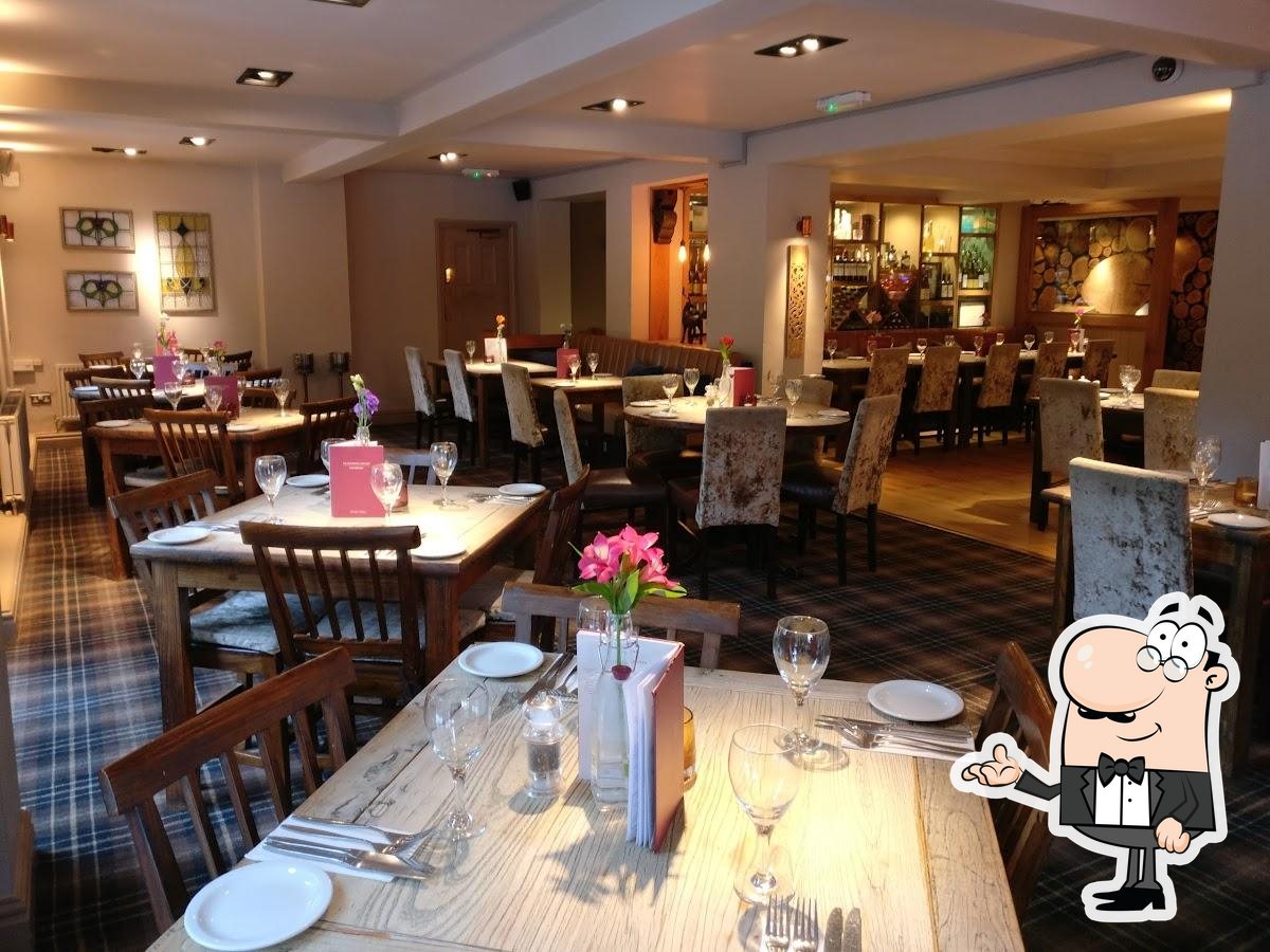 Cromwell Cottage Northampton, Northampton - Restaurant menu, prices and ...